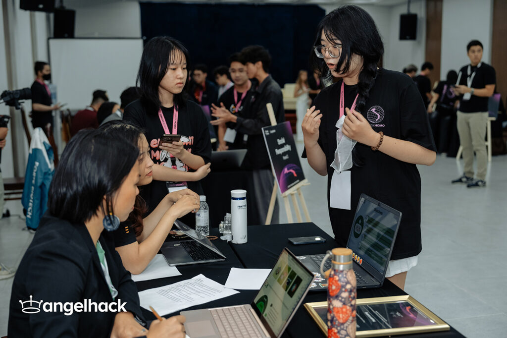 hackhcmc - AngelHack